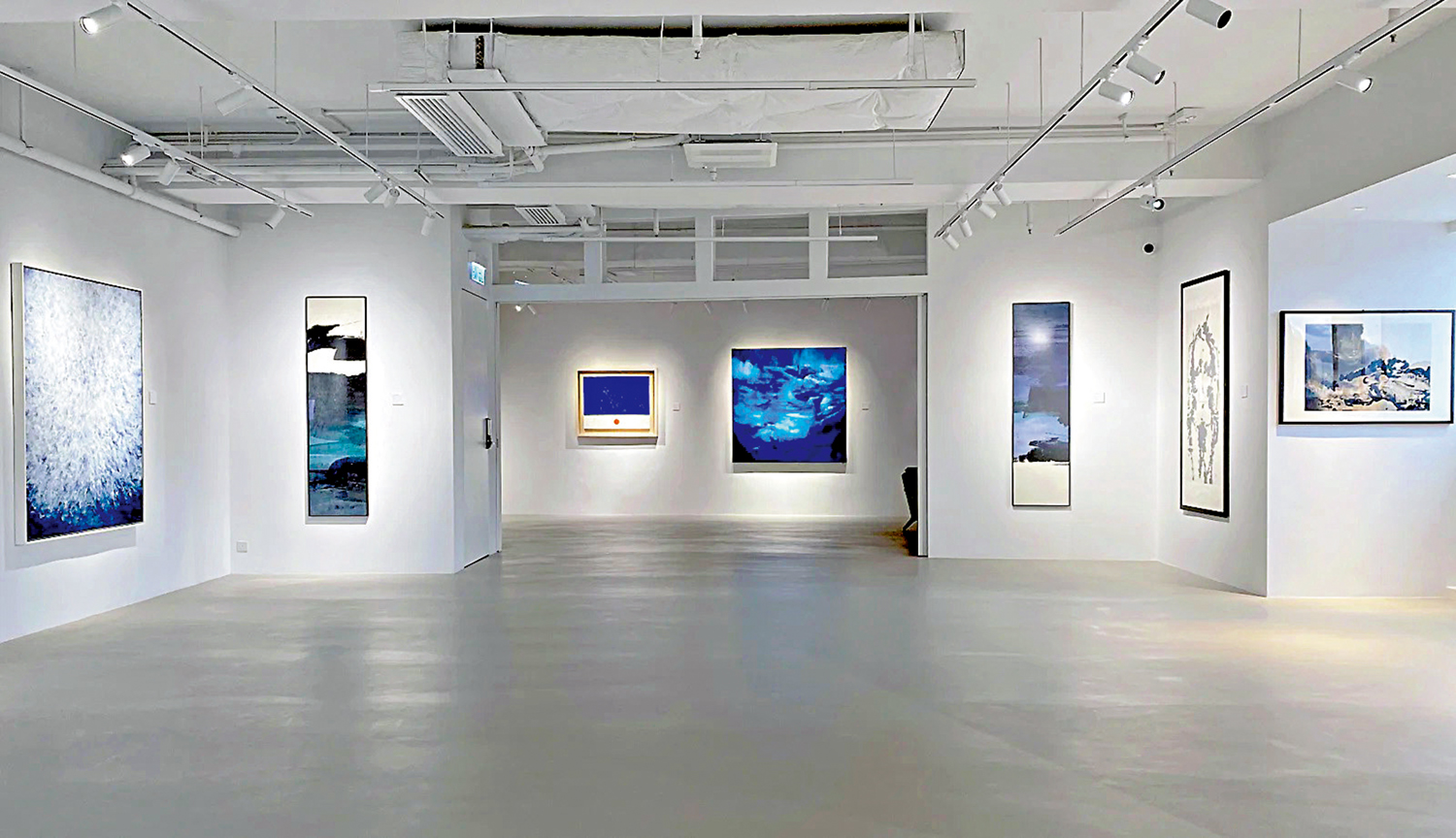 第二故鄉/銀行家退休創立畫廊扎根香港 - 大公報