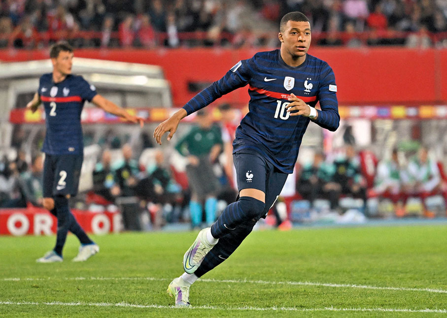 連日重提麥巴比 皇馬主席未釋懷？ - 香港文匯報